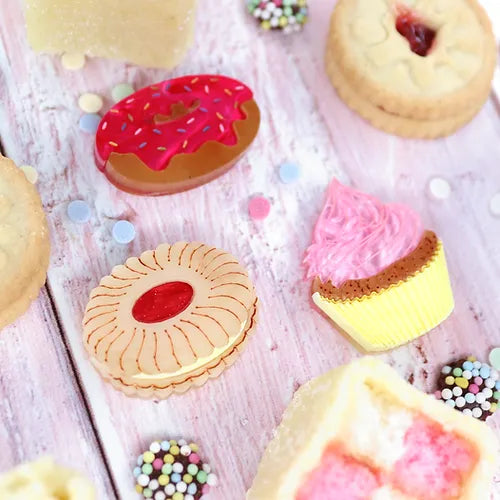 Kimchi & Coconut : Bakery Mini Brooch – Broochaholic