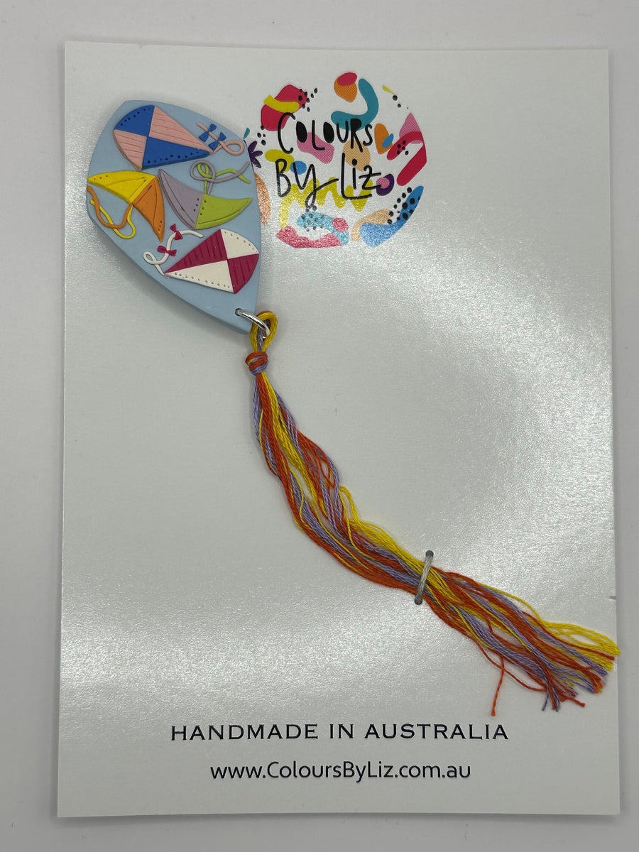 Colours By Liz : Kite Brooch – Broochaholic