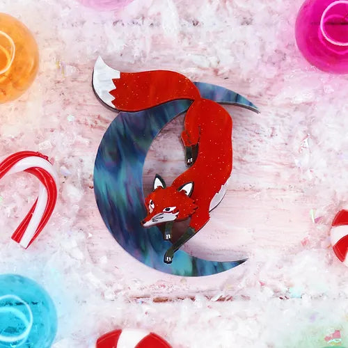 Kimchi & Coconut : Lunar Fox Brooch – Broochaholic
